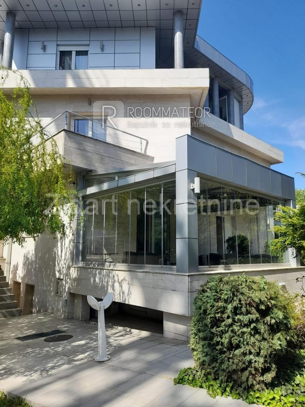 Kuća na prodaju, 800m2, 3.500.000€