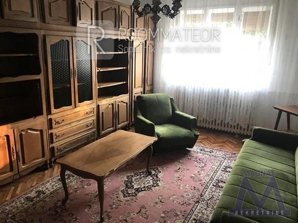 Kuća na prodaju, 300m2, 288.400€