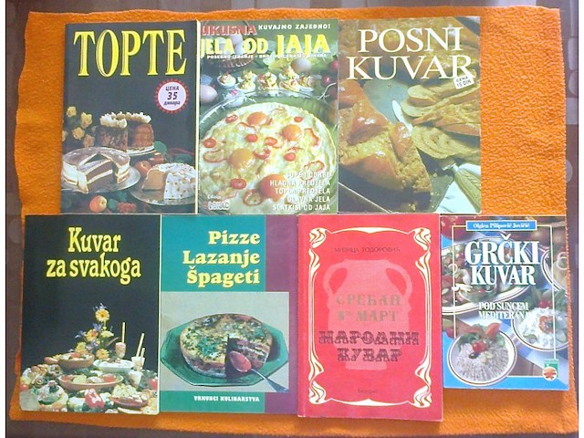 LOT knjiga KUVARI i JELA (7 komada) mali format