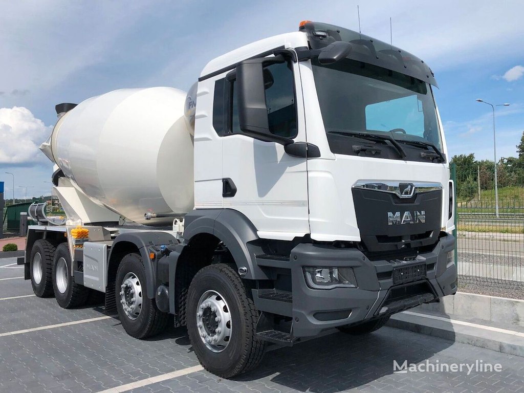 Novi FML na šasiji MAN TGS 35.440 kamion s mešalicom za beton