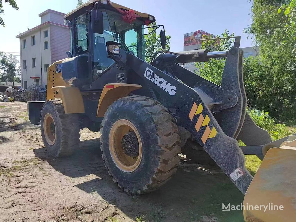 XCMG LW300FV prednji utovarivač