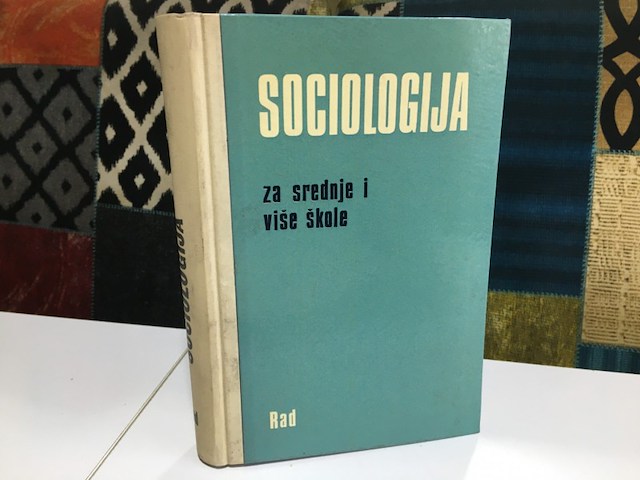 Sociologija urednik Ljubinka Krešić