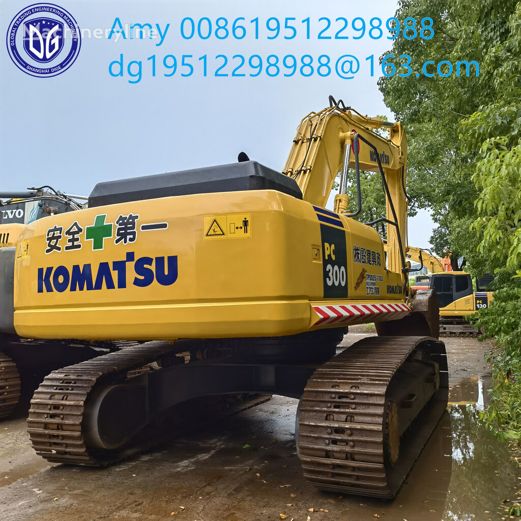 Komatsu PC300-7 bager guseničar