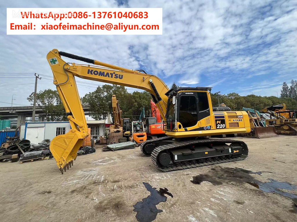 Komatsu PC220 bager guseničar