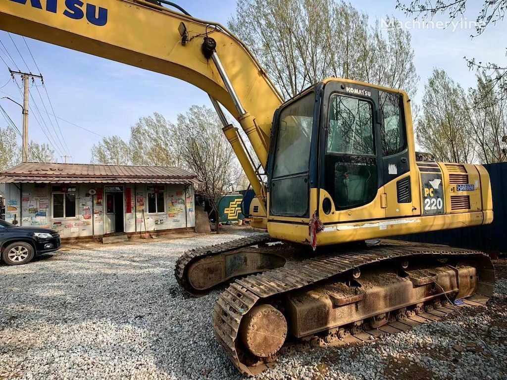 Komatsu PC220-8MO bager guseničar