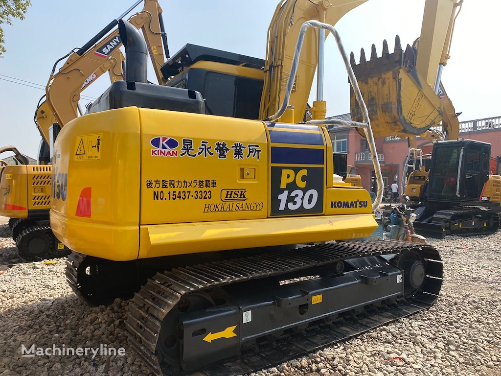 Komatsu PC130 bager guseničar