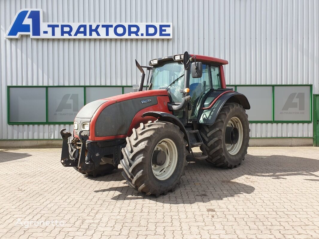 Valtra T151 traktor točkaš