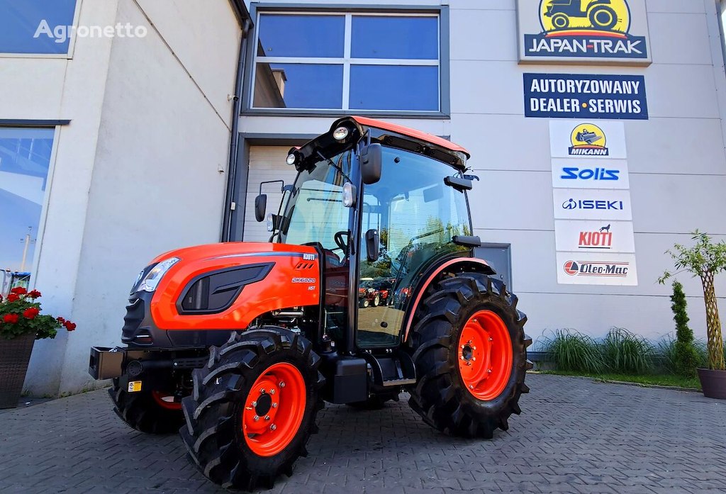 Novi Kioti DK 6020 HST, Kabina traktor točkaš