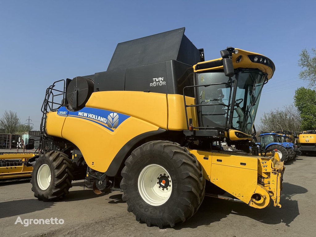 New Holland CR9.80 kombajn za žito