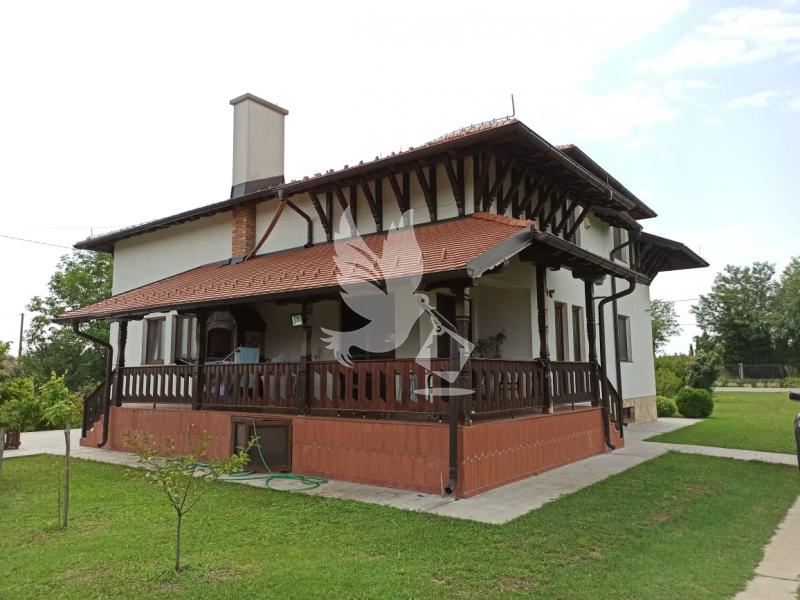 Nameštena fenomenalna kuća u Koraćici #K568 ID#1161 286.000 €