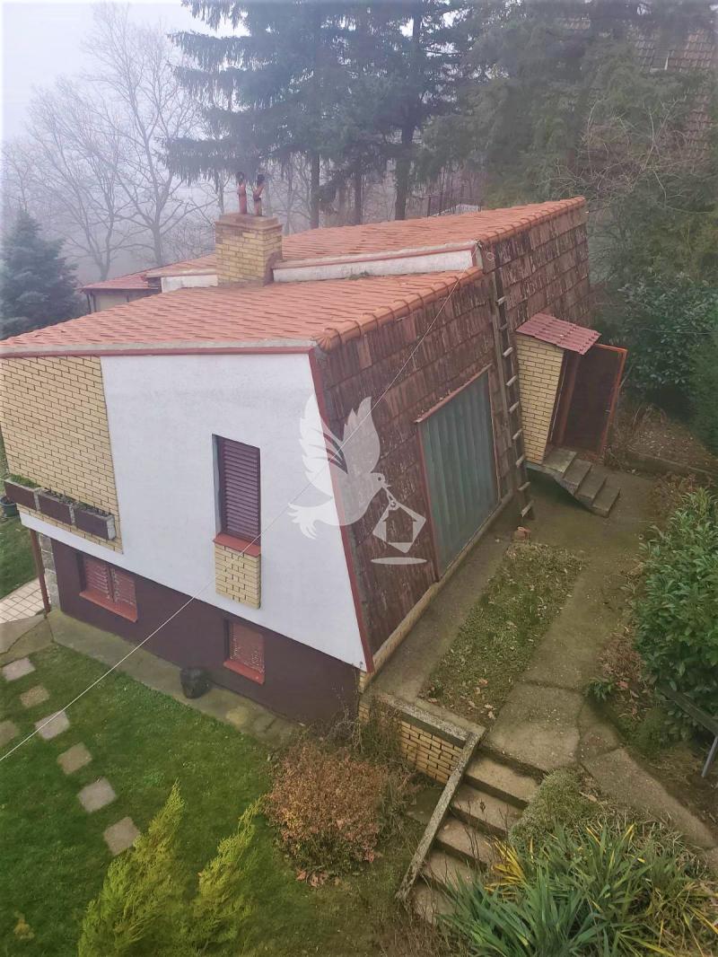 Dve nameštene kuće i vidikovac u srcu Kosmaja #K620 ID#1352 200.000 €