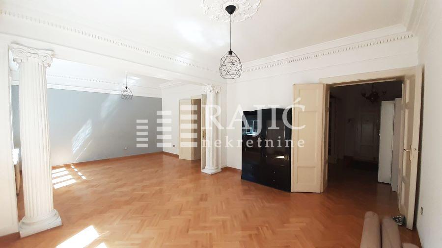 Centar(Zeleni venac)70m2,2.0+terasa #3976 750 €