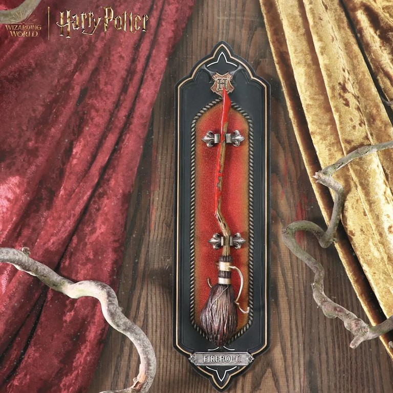 Harry Potter - Firebolt Wall Plaque (34.5 cm)