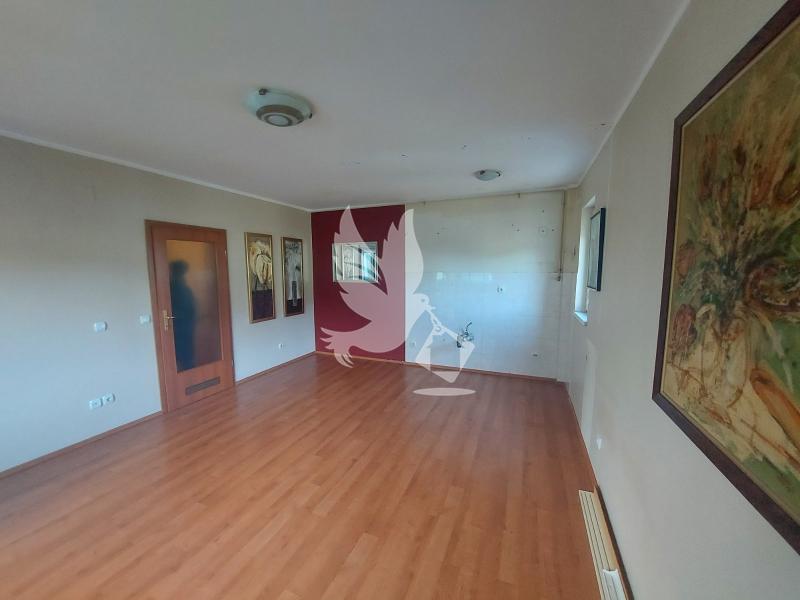 Odličan stan u porodičnom naselju, Mladenovac, 25.maj #2s475 ID#1542 52.000 €