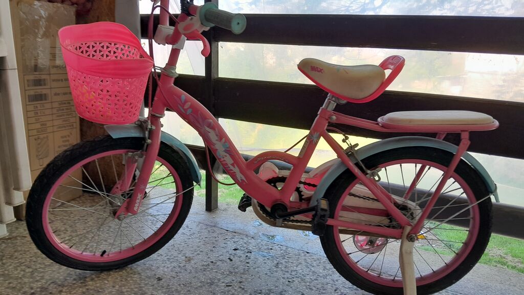Bicikla za devojčice kao nova,vožena par puta u ispravnom stanju