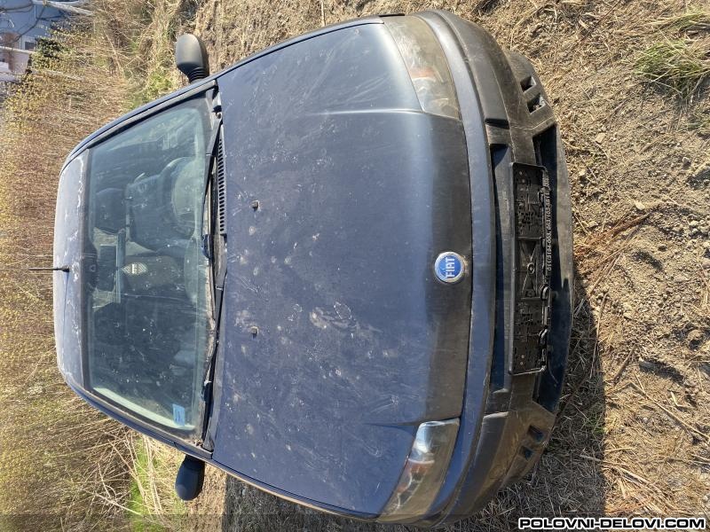 Fiat Punto Benzin Kompletan Auto U Delovima