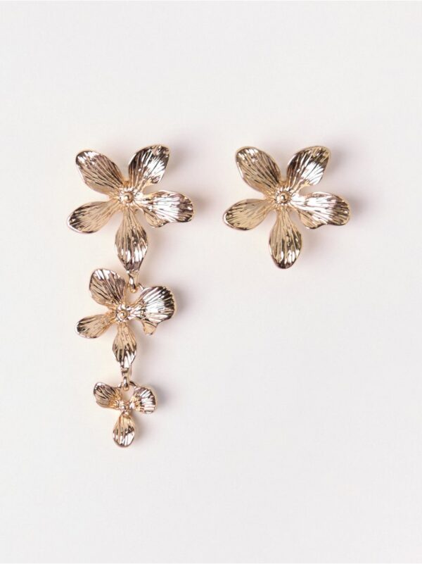 Mindjuse – Flower shaped earrings