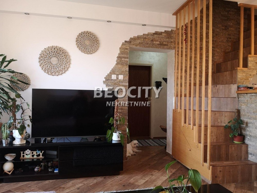 četvorosoban stan, 95 m2, Adamovićevo naselje, Bulevar Evrope ID: 107576