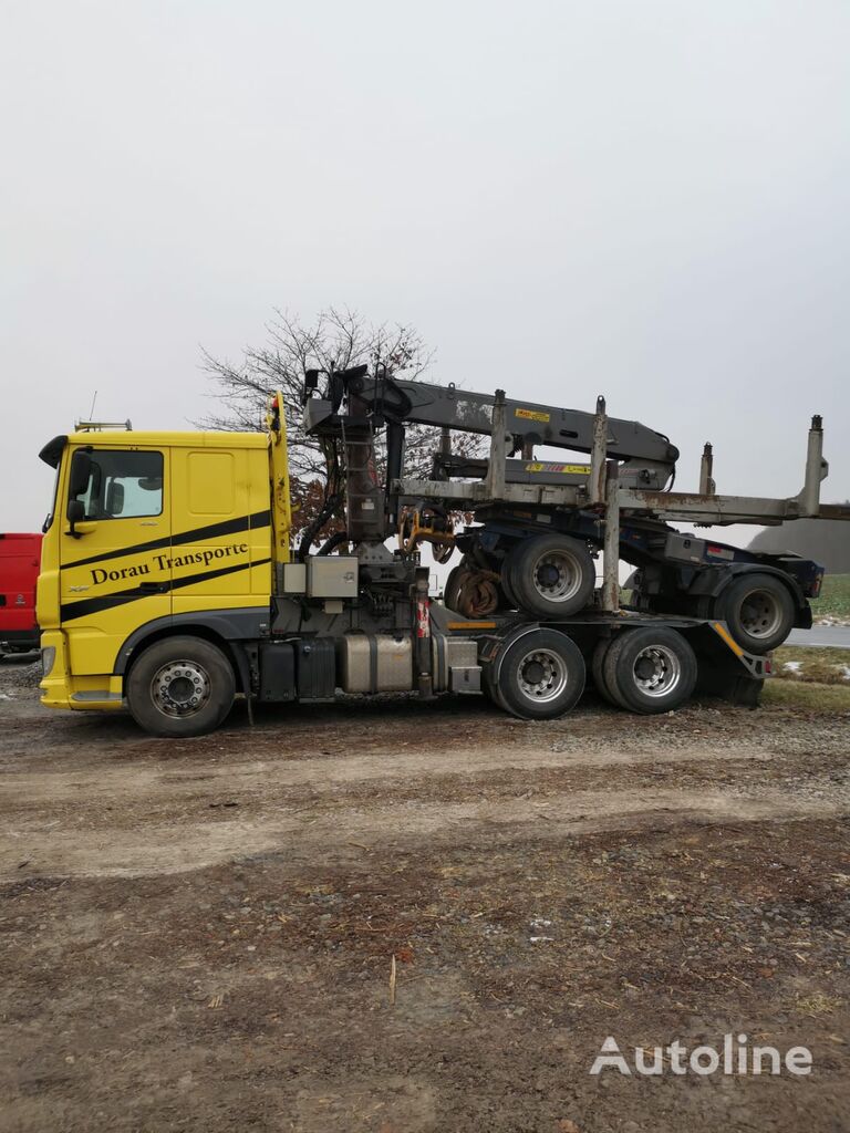 DAF XF kamion za prevoz drva