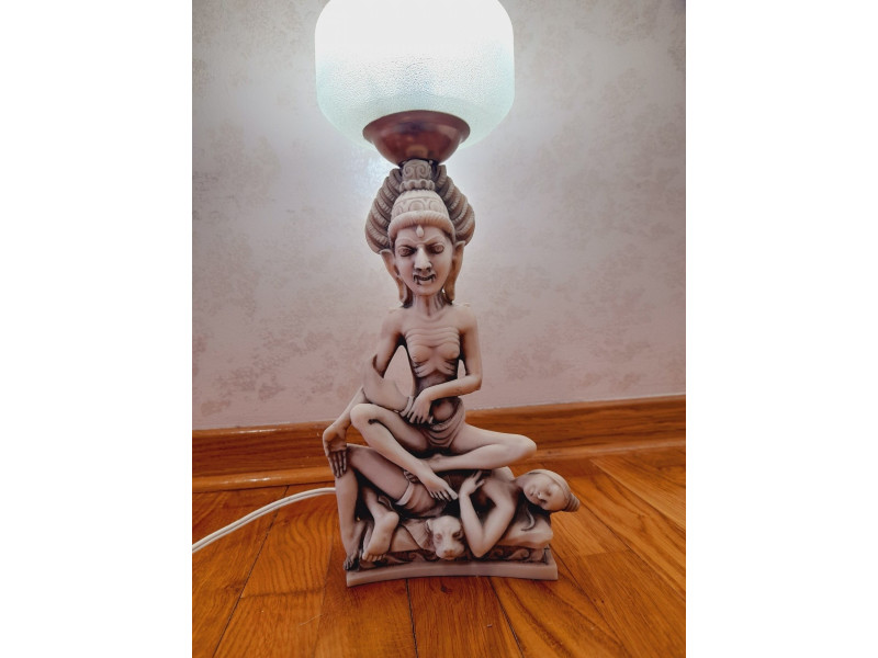 Retro lampa od alabastera,`Sijaj hrastnik`Sl