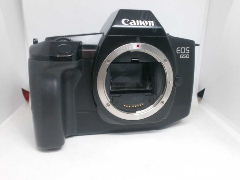 Canon EOS 650