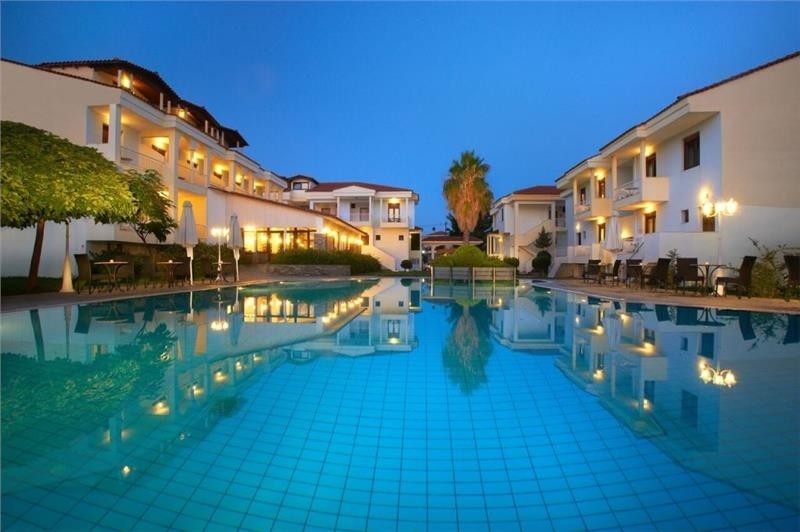 HOTEL LILY ANN VILLAGE 3* - Sitonija / Nikiti