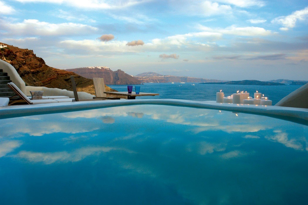 MYSTIQUE A LUXURY COLLECTION HOTEL 5* - Oia / Santorini