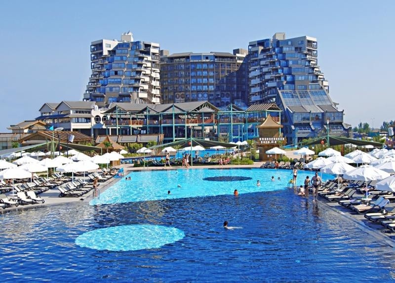 HOTEL LIMAK LARA DE LUXE AND RESORT 5* - Antalija / Turska
