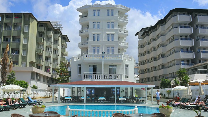 HOTEL AZAK 3* - Alanja / Turska