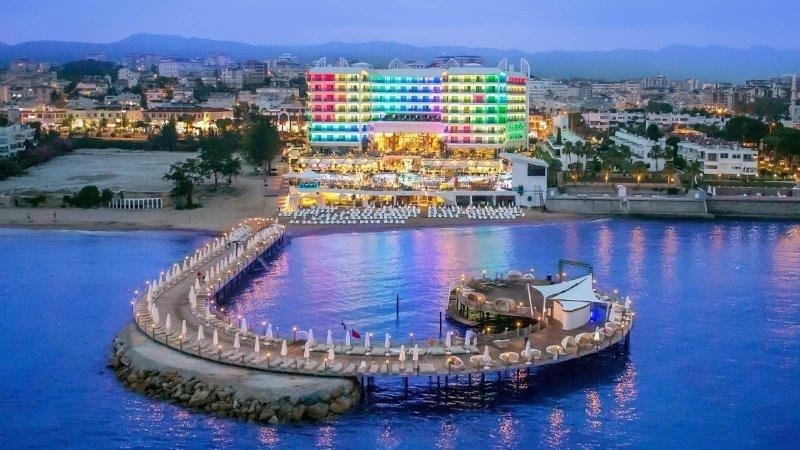 HOTEL AZURA DELUXE RESORT AND SPA 5* - Alanja / Turska