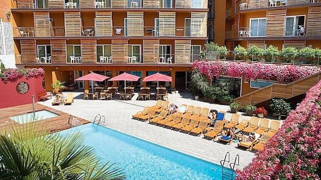 HOTEL ALEGRIA PLAZA PARIS 4*- Ljoret de Mar / Kosta Brava Španija