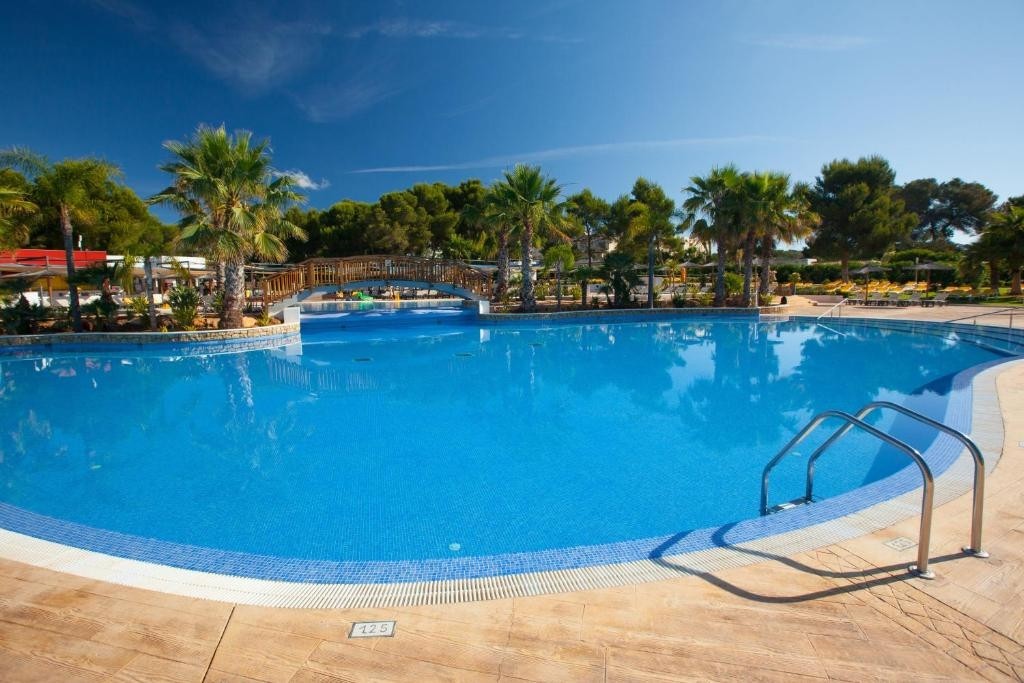 HOTEL TUI MAGIC LIFE CALA PADA 4* - Ibica / Španija