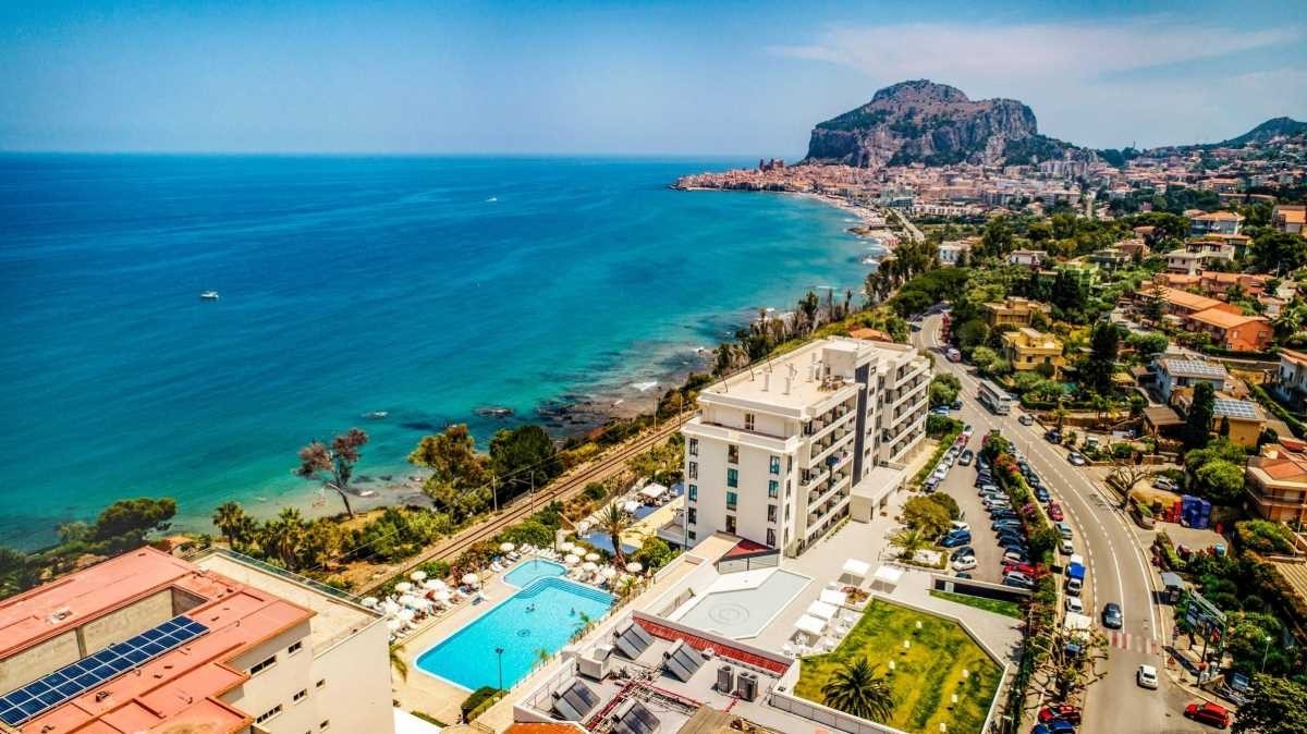 HOTEL SANTA LUCIA E LE SABBIE D ORO 4* - Ćefalu / Sicilija