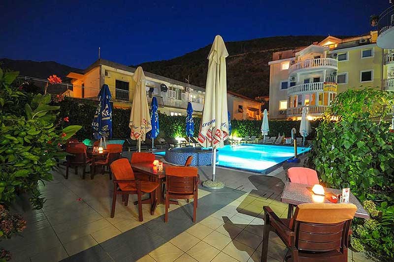 HOTEL AQUAMARIN 3* - Budva / Crna Gora