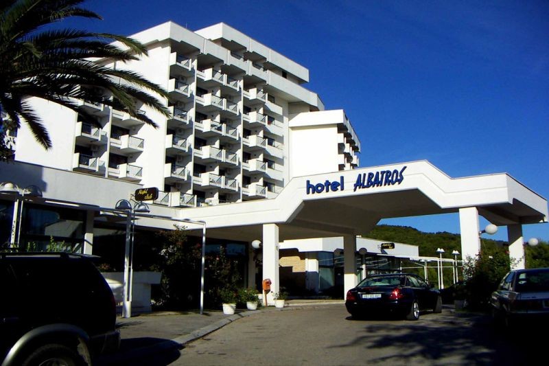 HOTEL ALBATROS 2* - Ulcinj / Crna Gora
