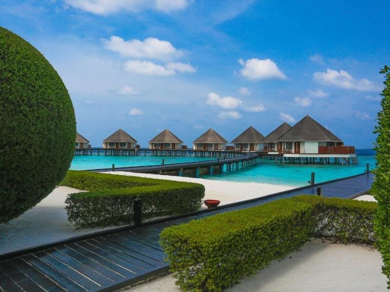 HOTEL ADAARAN SELECT MEEDHUPPARU 4* - Maldivi