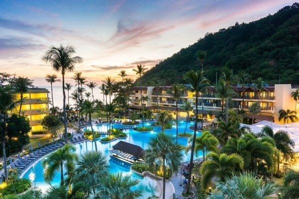 HOTEL PHUKET MARIOTT RESORT & SPA MERLIN BEACH 5* - Puket / Tajland