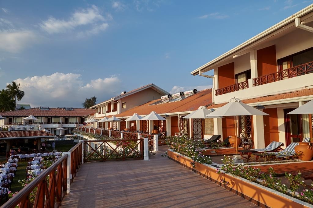 HOTEL CORAL SANDS 3* - Hikkaduwa / Šri Lanka