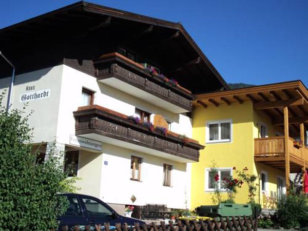 APARTMANI GOTTHARDT 3* - Kaprun / Austrija