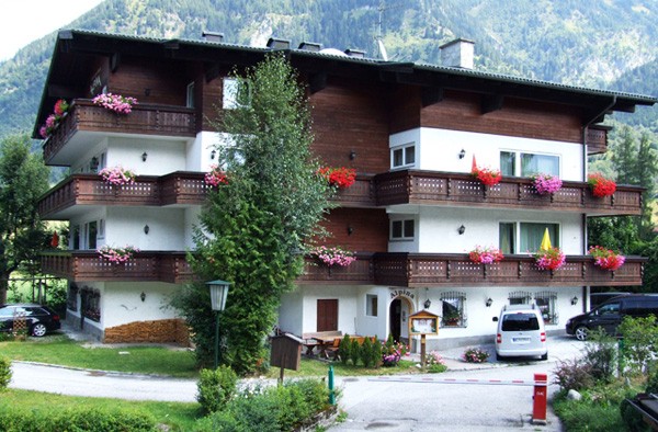 APARTMANI ALPINA - Bad Hofgastein / Austrija