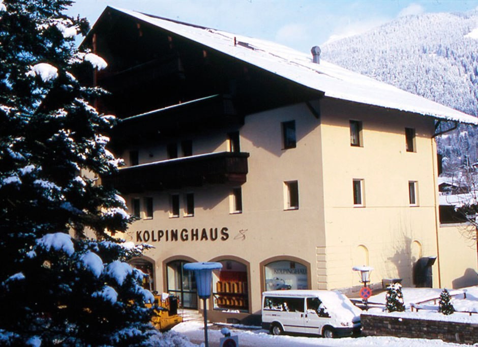 APARTMANI KOLPINGHAUS - Kitzbuhel / Austrija