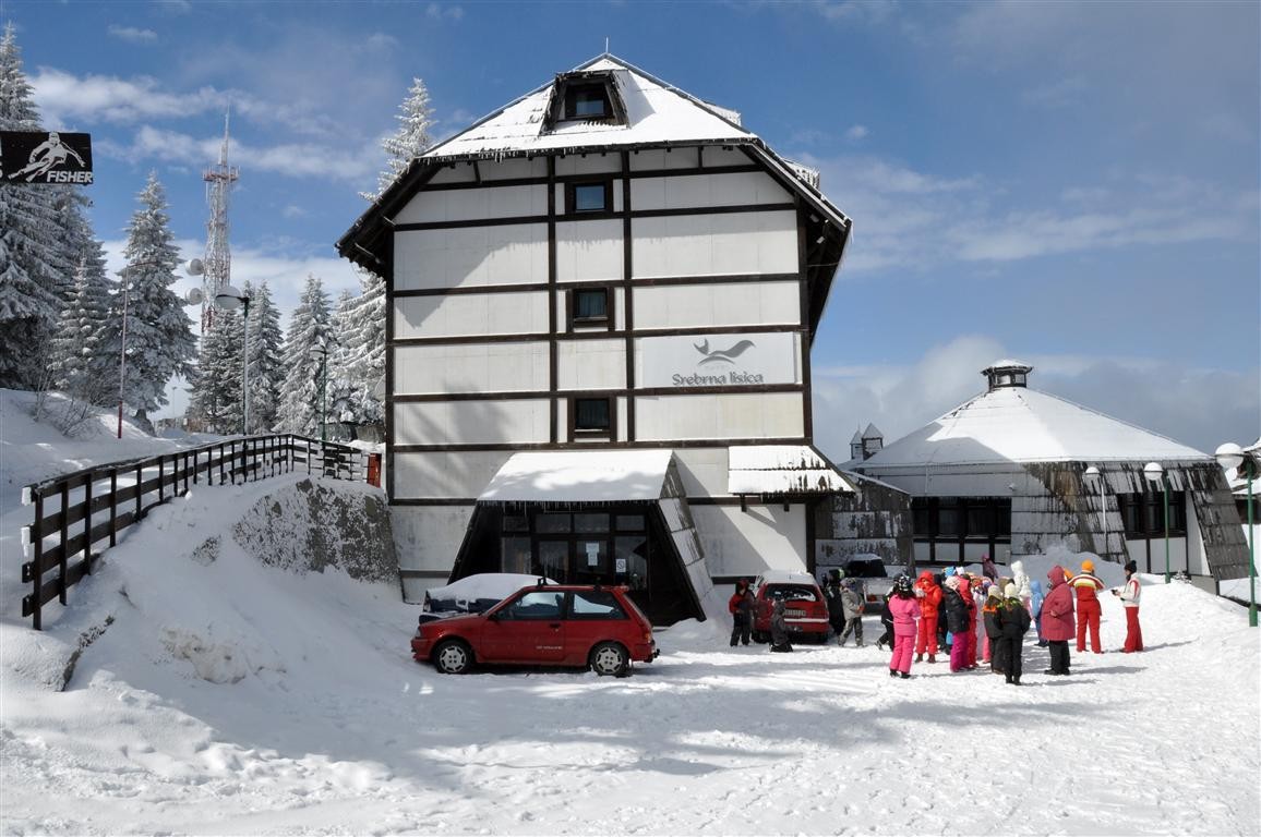 APARTHOTEL SREBRNA LISICA 3* - Kopaonik / Srbija