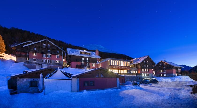 HOTEL ALPEN VILLAGE (ex VILLAGGIO SAN CARLO) 3* - Livigno / Italija