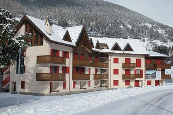 RESIDENCE HOLIDAY PARK 3* - Passo Tonale / Italija