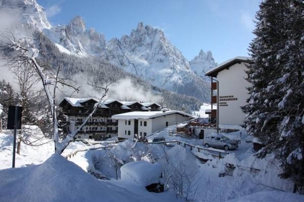 APARTMANI PEZ GAIARD 4* - San Martino di Castrozza / Italija