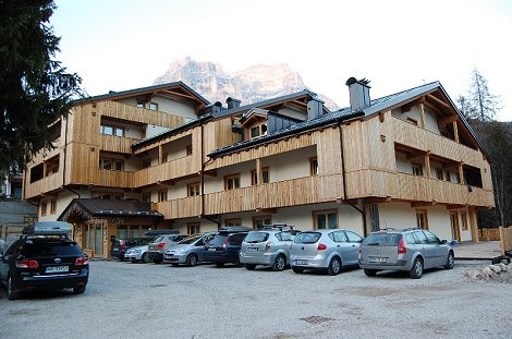 APARTMANI RESIDENCE CIVETTA 4* - Civetta / Italija