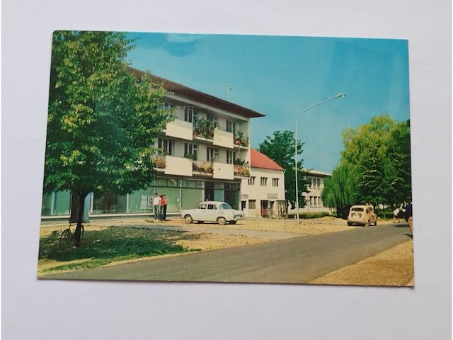 Srbac - Automobili Fića - Bosna - Putovala 1972.g -