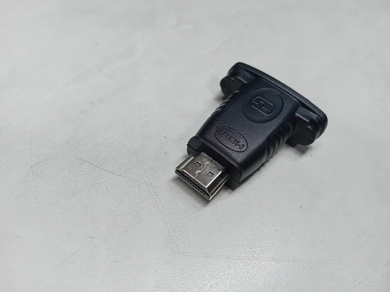 hdmi na dvi d adapter ispravan