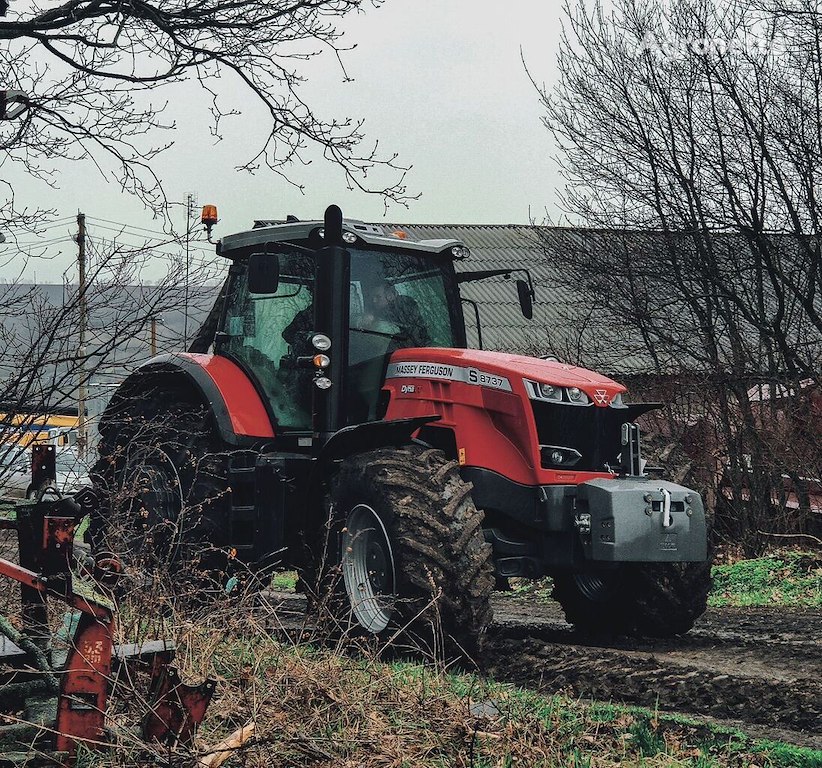 Novi Massey Ferguson 8737S / 370 k.s. (v naiavnosti v Ukraini) traktor točkaš