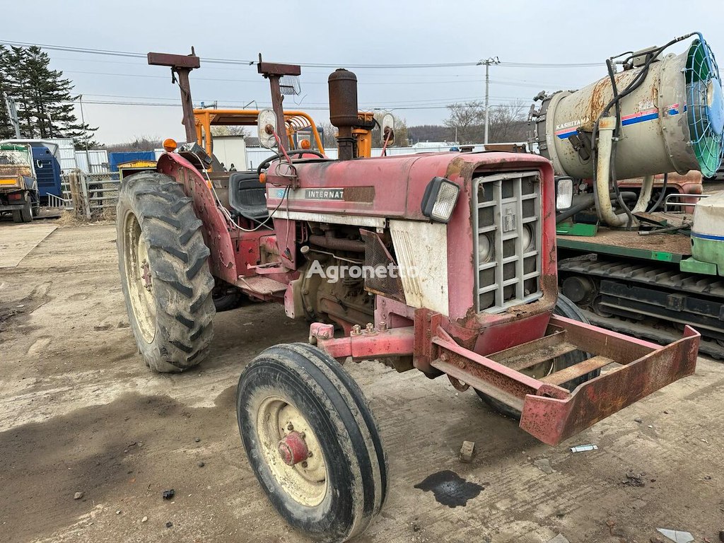 International 676 6cylinder diesel traktor točkaš